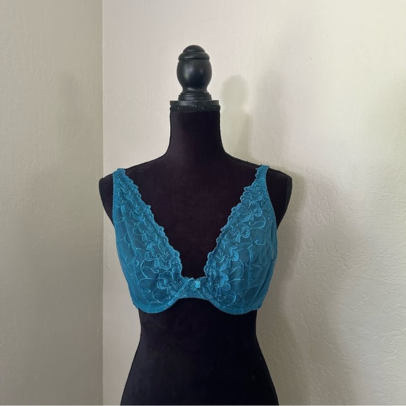 Victoria's Secret | Intimates & Sleepwear | Y2k Vs Teal Unlined Bra ...